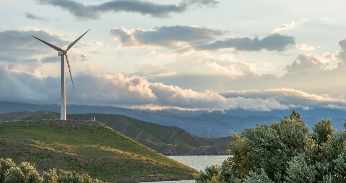 Wind Energy - Electric & Gas Savings - Commercial & Residential Electricity